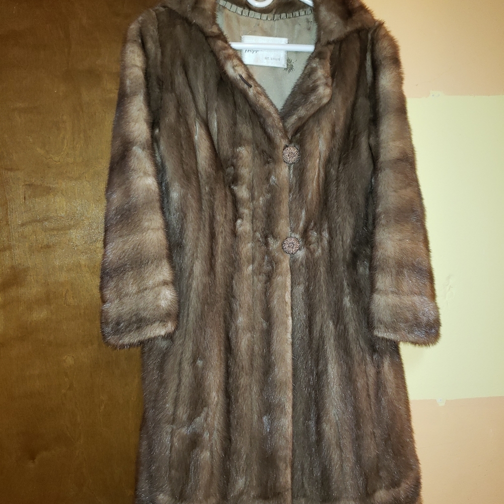 1950's Hopper Furs St. Louis Mink Coat - Gem
